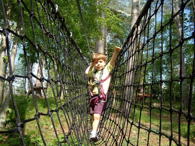 Charade Aventure, parc aventure familial, parc accrobranche à 3 ...
