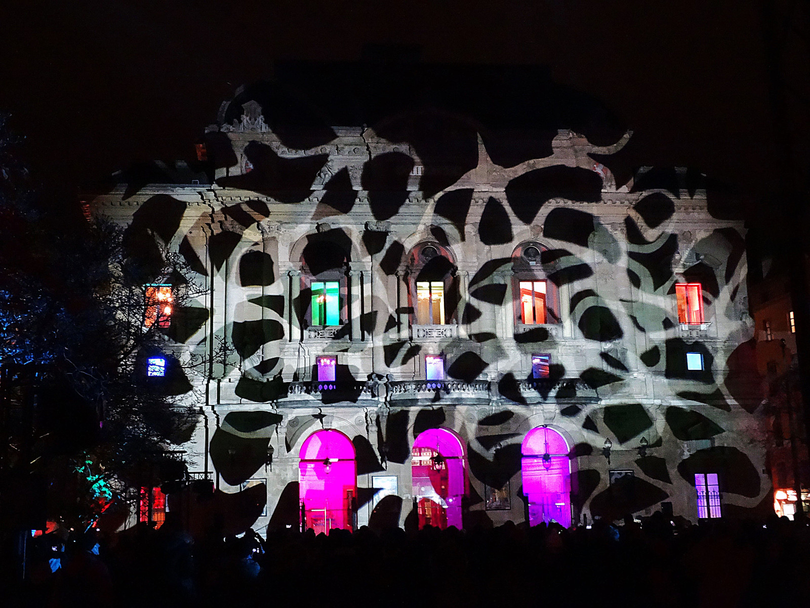 Où voir de beaux spectacles son et lumière en France ? - Citizenkid