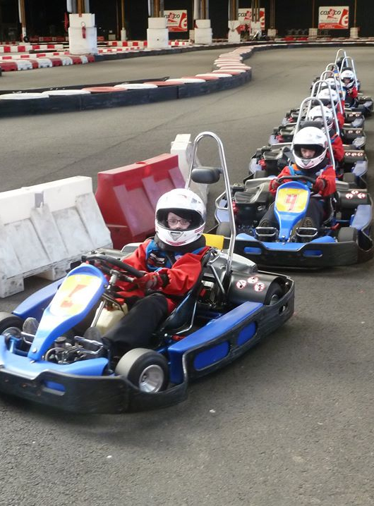 Lille Karting : loisirs en famille, piste couverte et extérieure ...