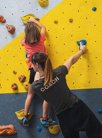 Boulderline : un spot d'escalade pour toute la famille à Montpellier ...
