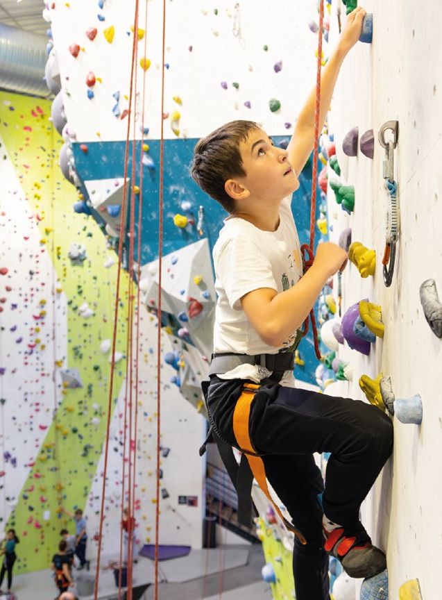 Climb Up Gerland : Escalade pour enfant et parents à Lyon, activité ...