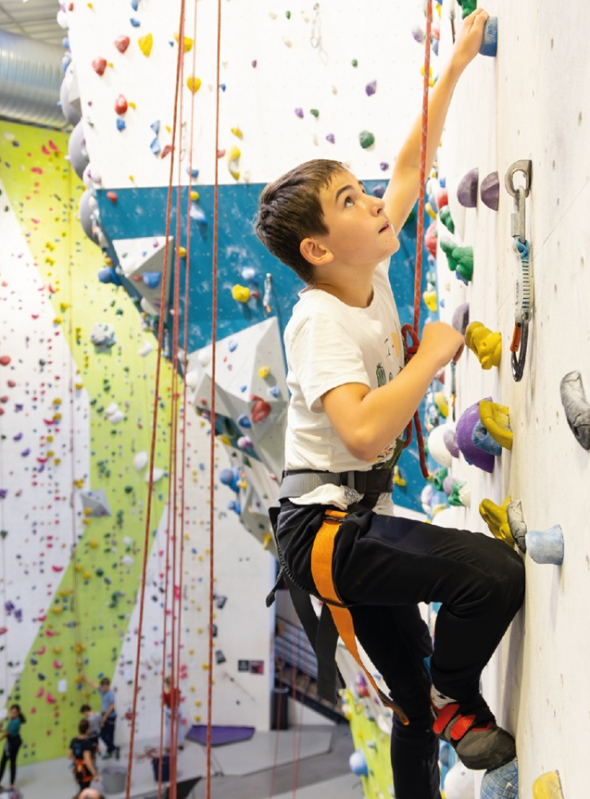Climb Up Gerland : Escalade pour enfant et parents à Lyon, activité ...
