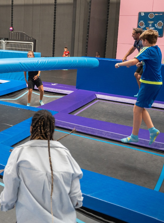 Trampoline Park Paris Palaiseau : parc de loisirs indoor à Massy ...