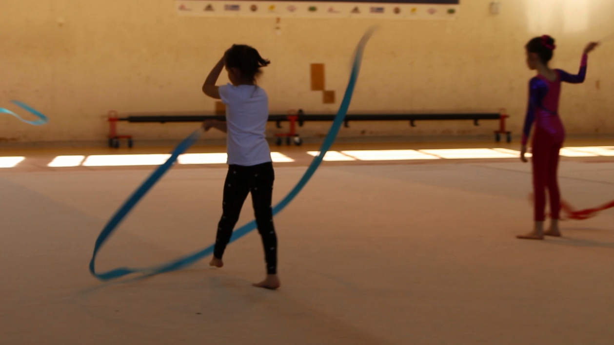 Reportage Vidéo Sur Un Cours De Gymnastique Rythmique Pour Enfant