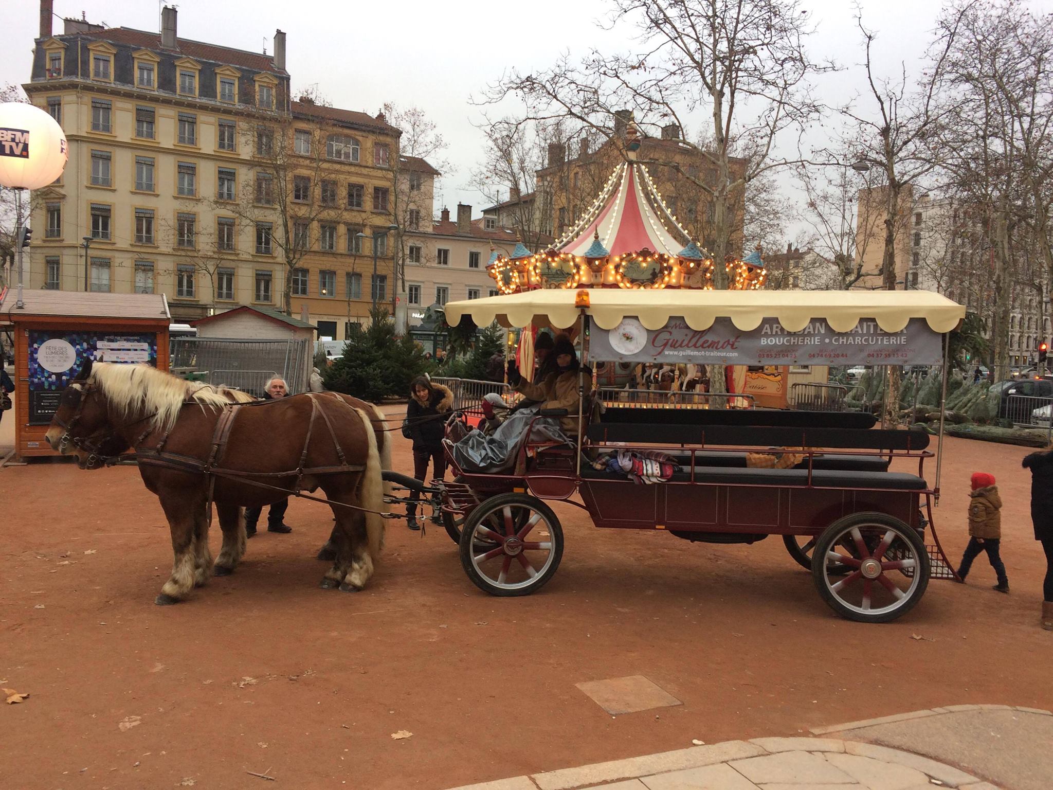 Marché de Noël à la Croix-Rousse 2022 : animations en famille à Lyon ...