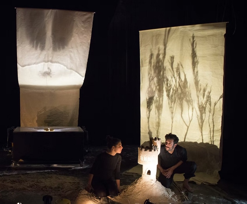 Le Roi des sables - Collectif Terron : théâtre visuel et d'ombres pour ...